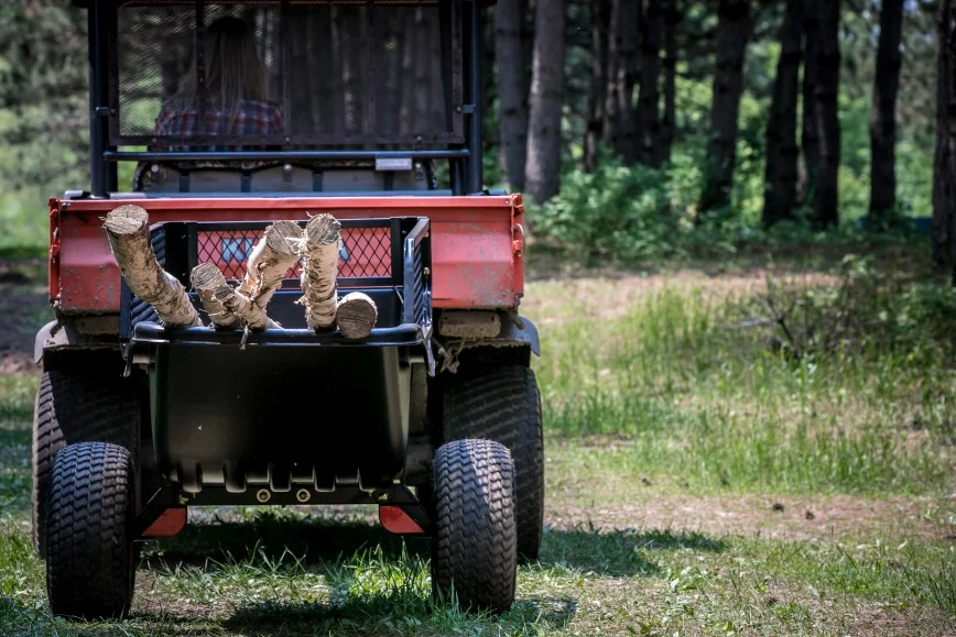 Polar Trailers and Carts